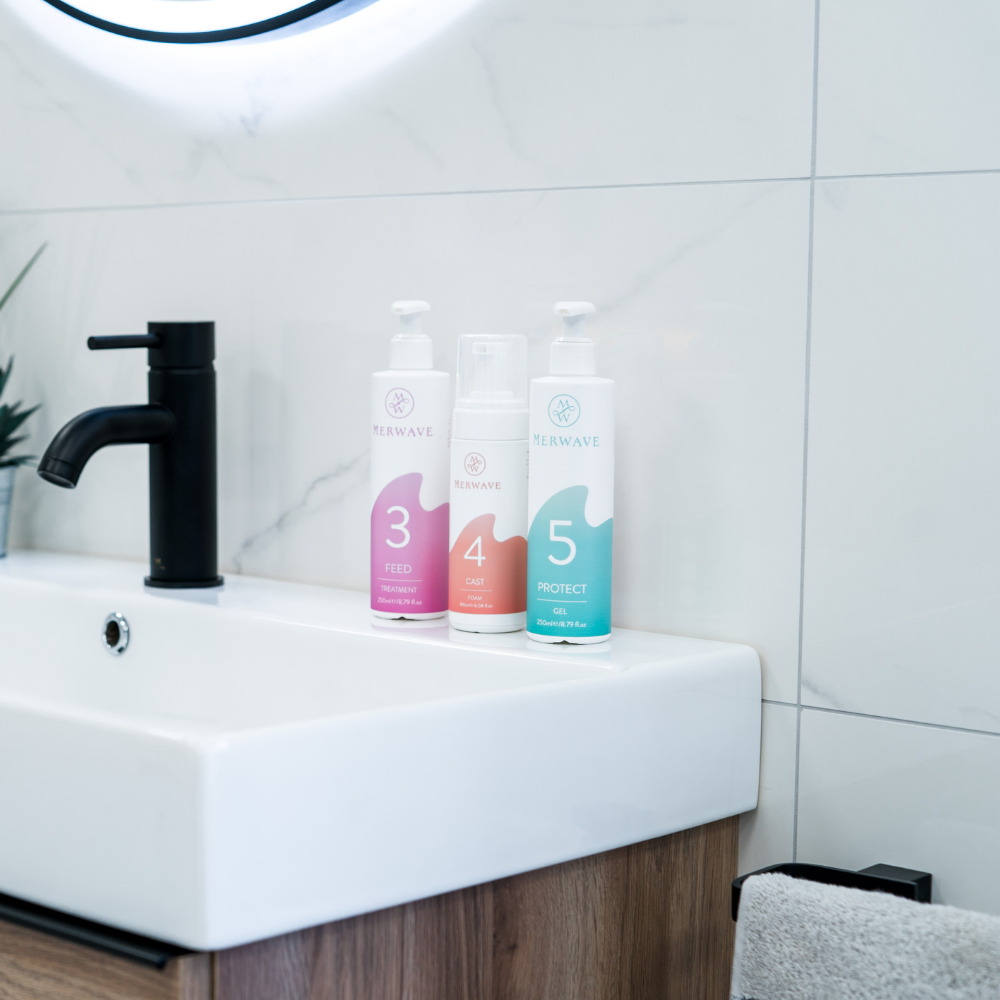 Cast Foam for Wavy Hair | Long Lasting Hold | Merwave